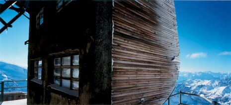 Architectural solution for extremely high altitudes - Domus