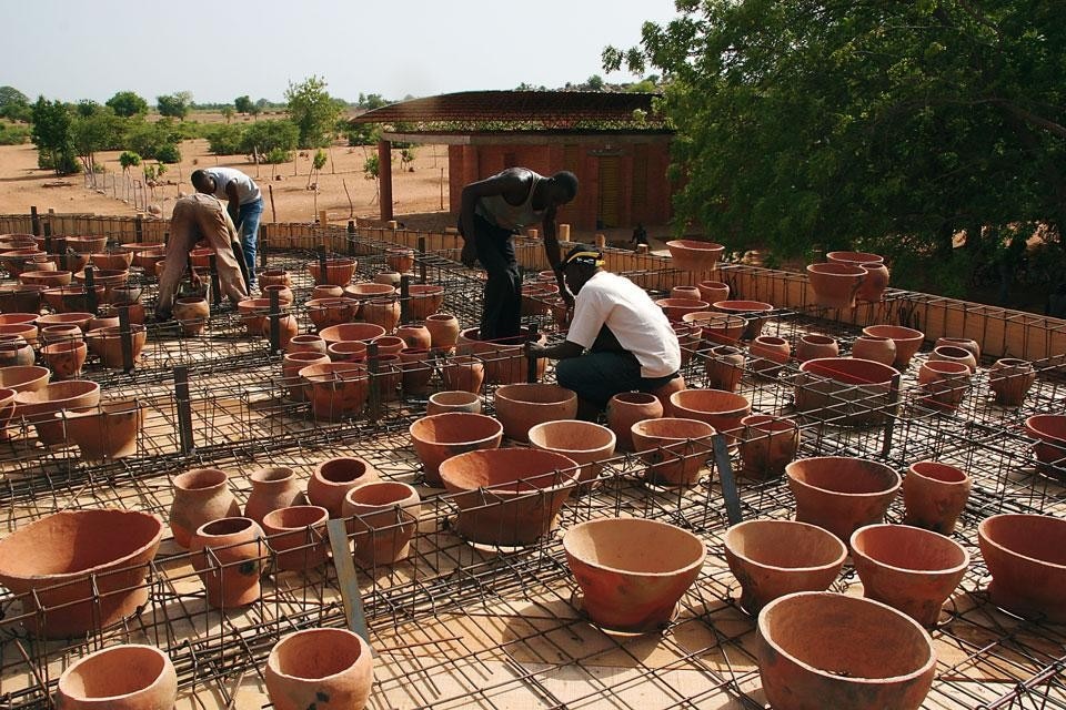 Clay-bound utopia - Domus