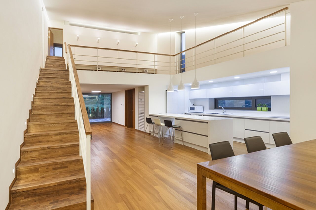 Leaning House - Domus