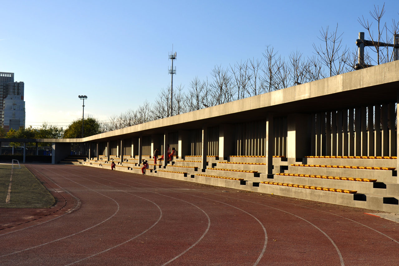 Half Stadium - Domus