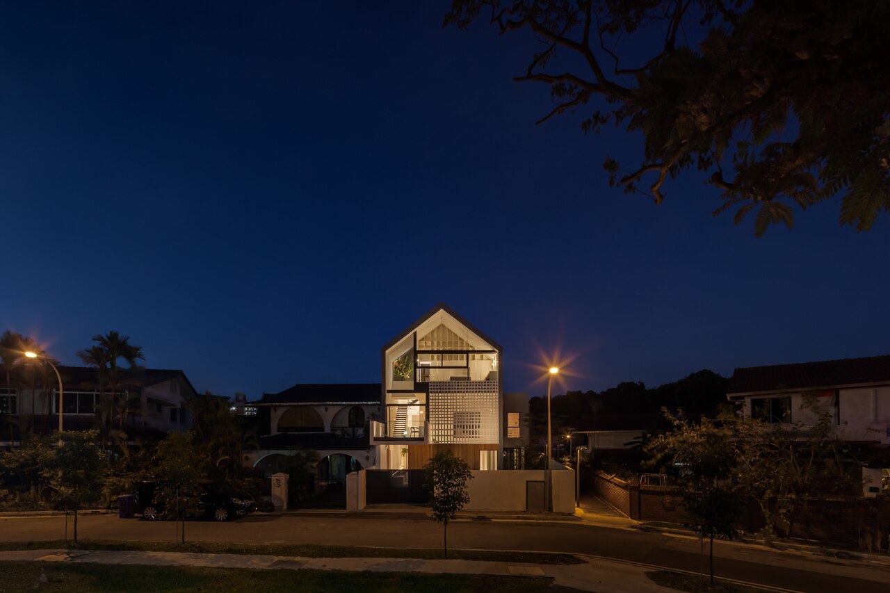 Through House - Domus