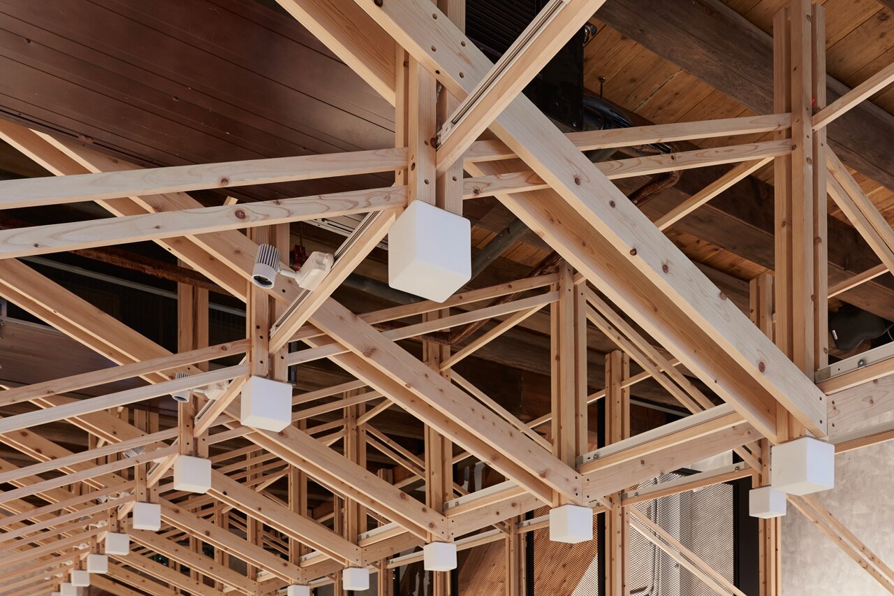 The Inverted Truss - Domus