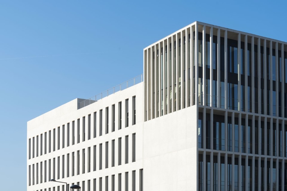 IDF Habitat headquarters - Domus