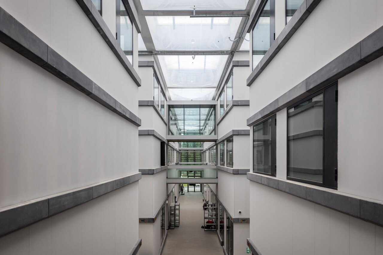 OMA: Lab City - Domus