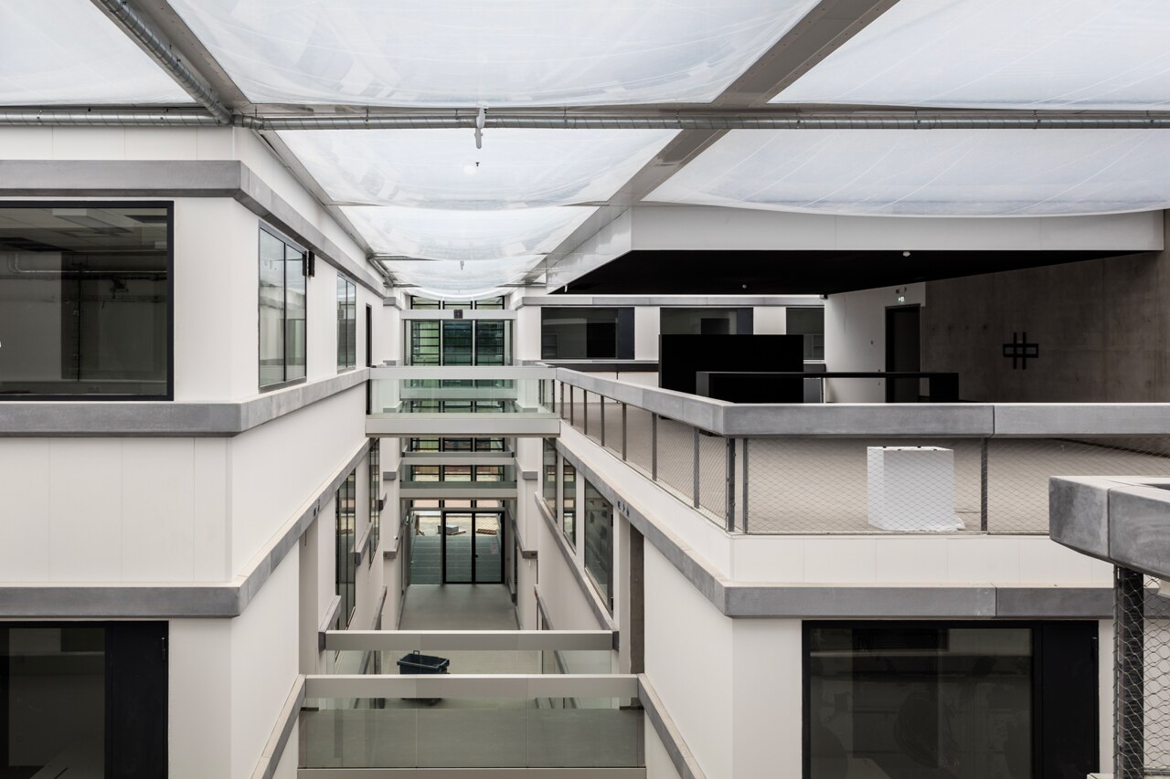 OMA: Lab City - Domus