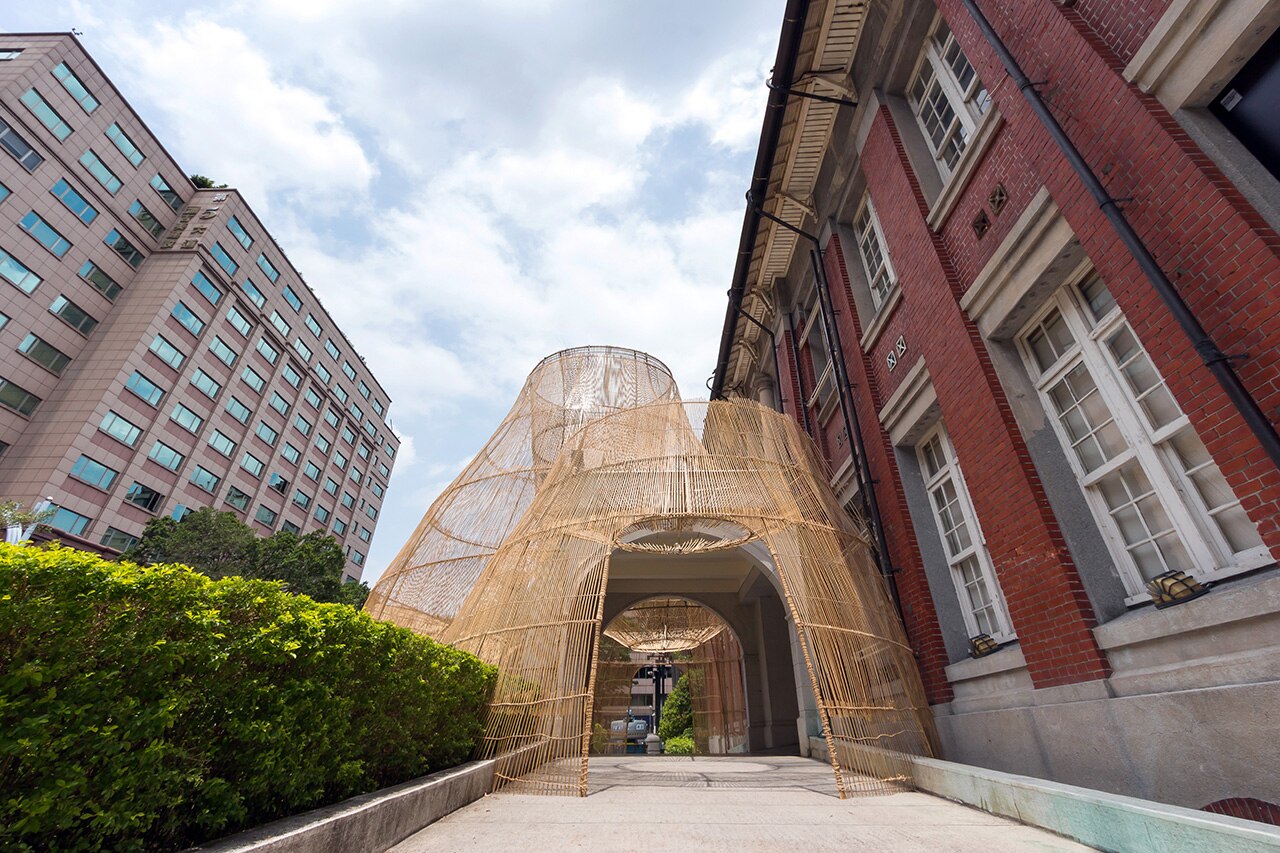 Taipei. An installation conceived as a scaled-up fishing trap - Domus