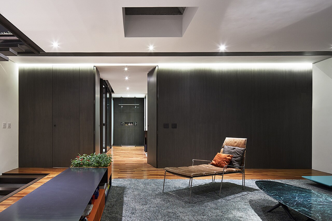 Brazil. The Box House: when an architect builds his own home