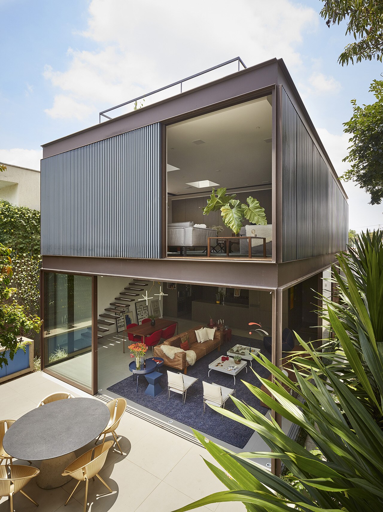 Brazil. The Box House: when an architect builds his own home