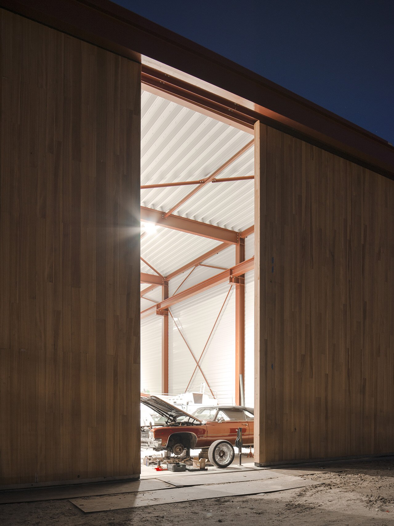 Amsterdam. A boat hangar interacting with the new life of a shipyard ...