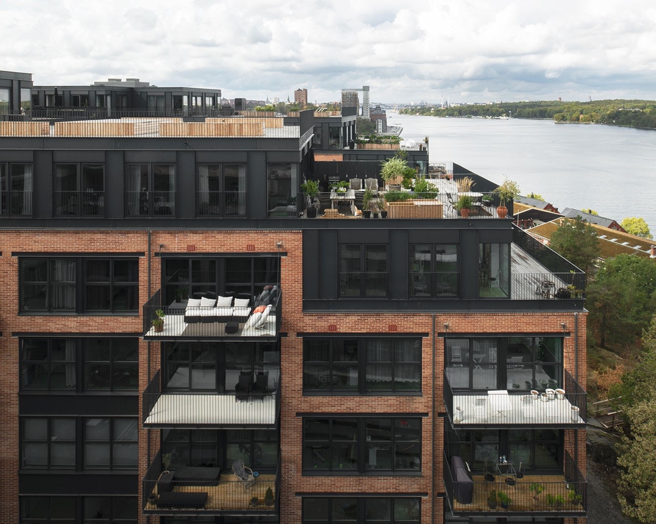 Offices turned residences: inhabiting a growing Stockholm - Domus