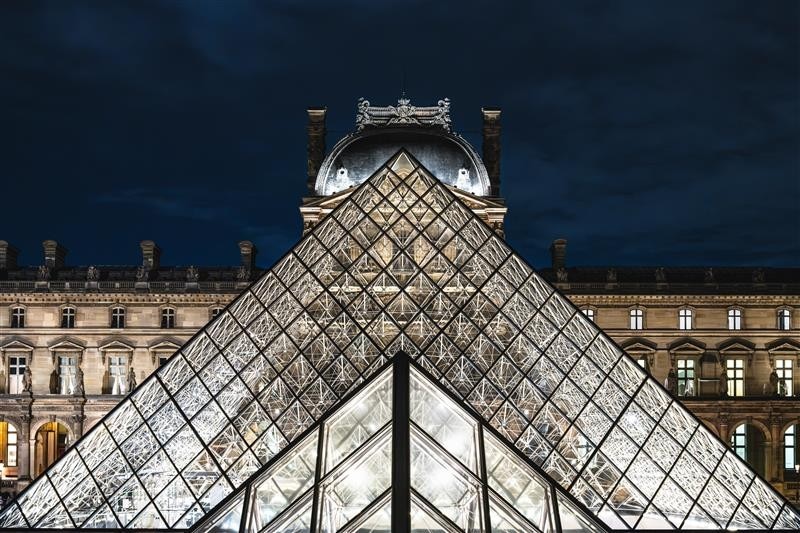 Contemporary pyramids: from Oscar Niemeyer to MVRDV