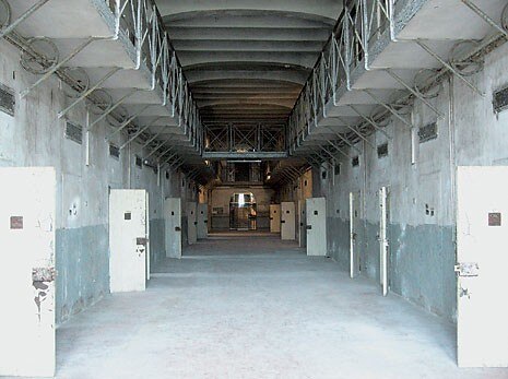 Museum opens up prison - Domus