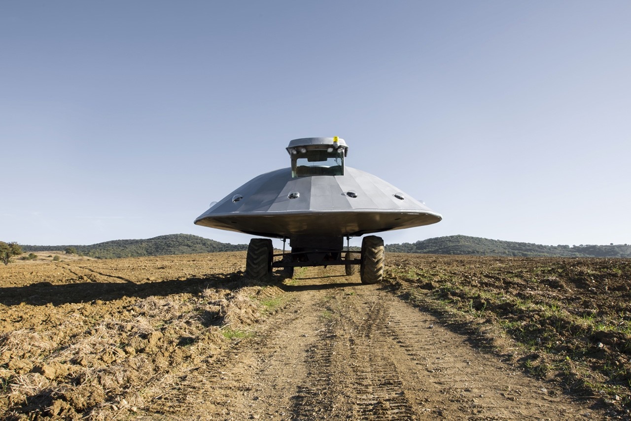 Where the Sky is Closer - Domus