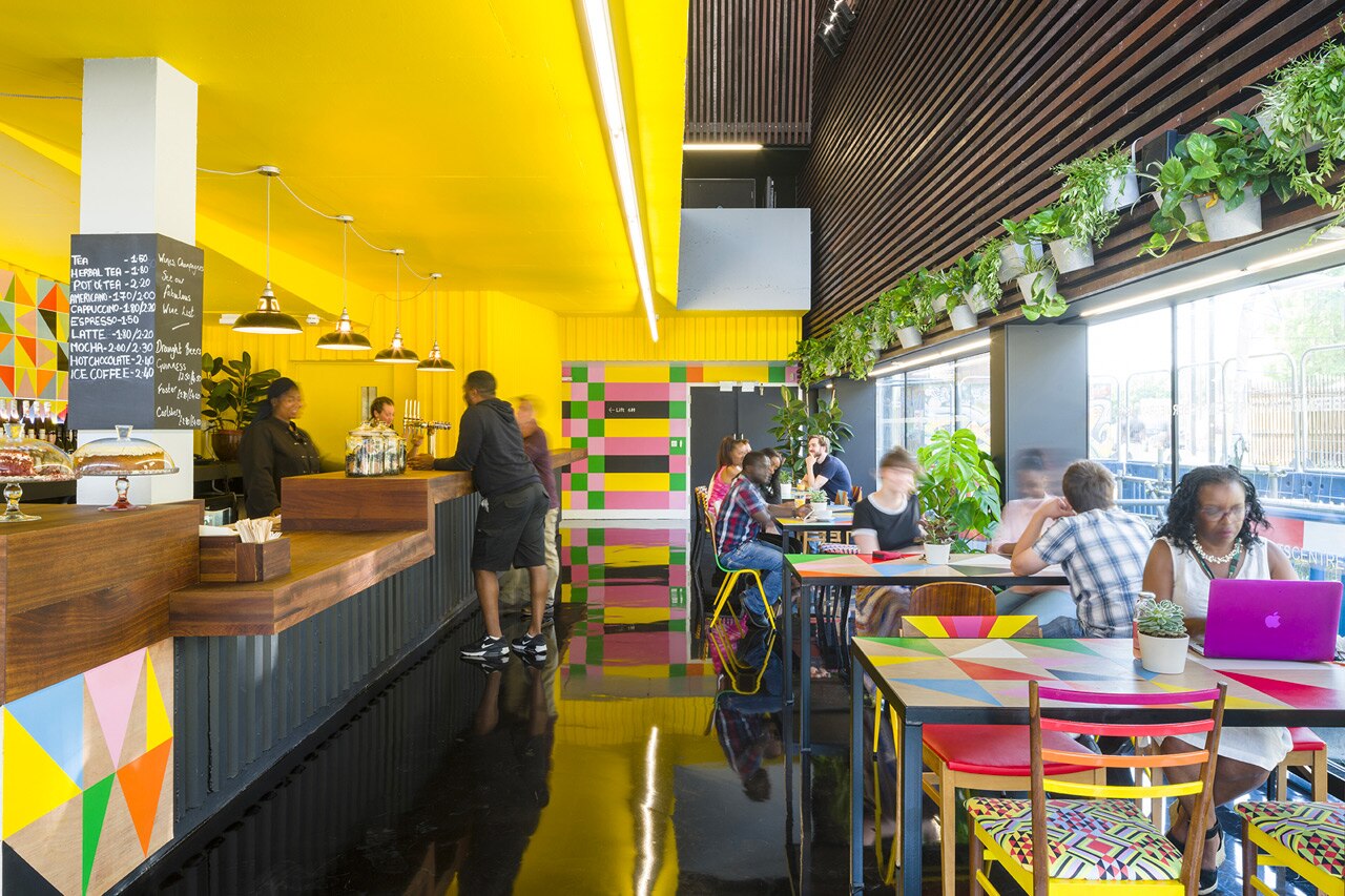 The joyful café - Domus