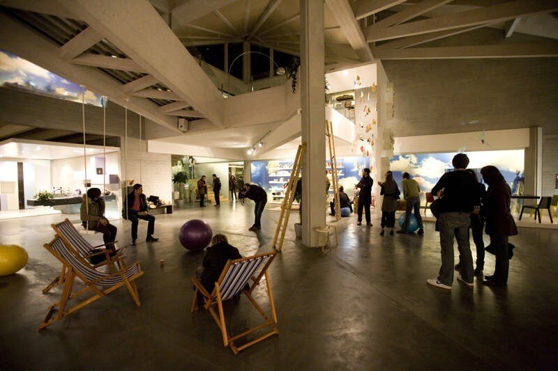 Art Waiting Room - Domus