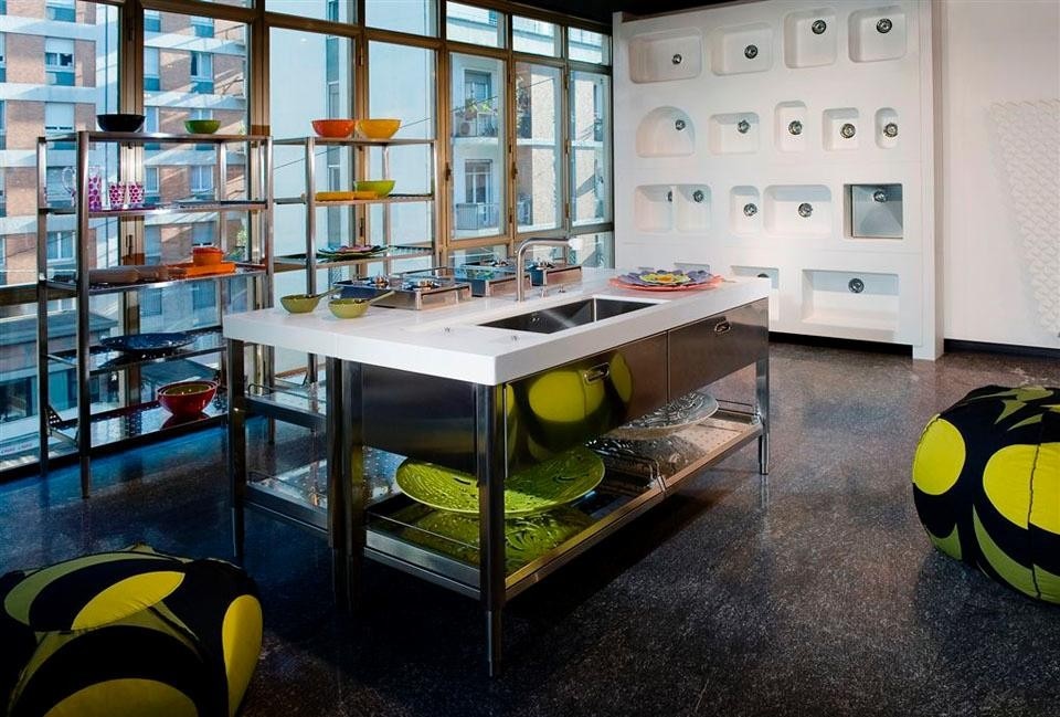 New location for DuPont Corian - Domus