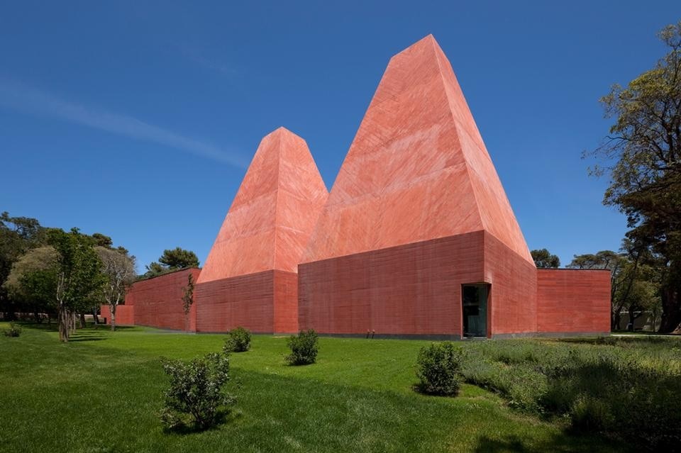 Eduardo Souto de Moura wins the 2011 Pritzker Architecture Prize - Domus