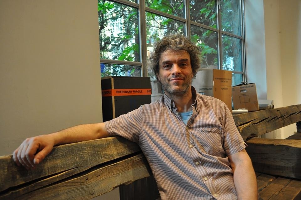 Piet Hein Eek: unrefined furnishings in iron and wood - Domus