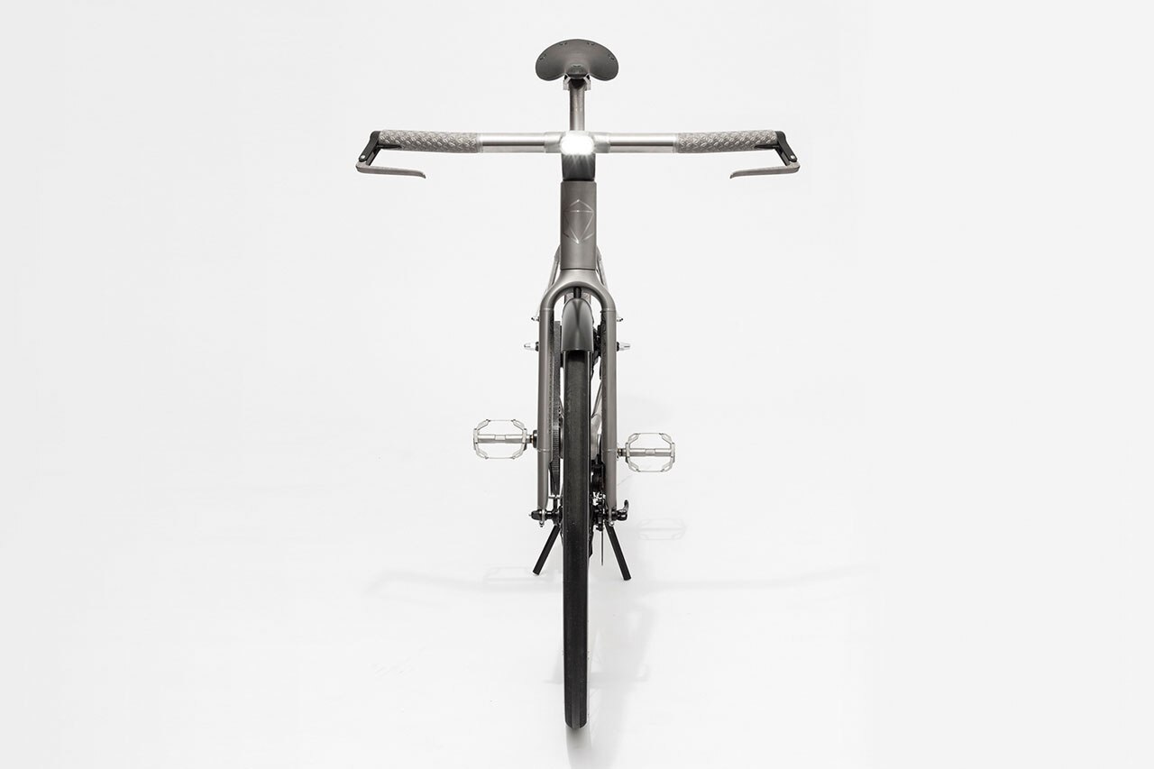 Industry: Solid bike - Domus