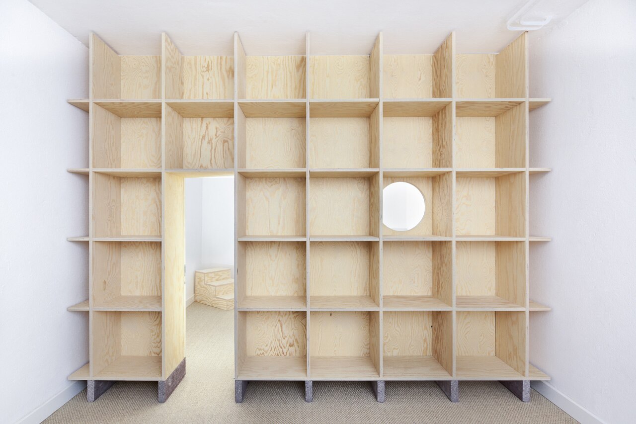 Inhabited wooden walls - Domus