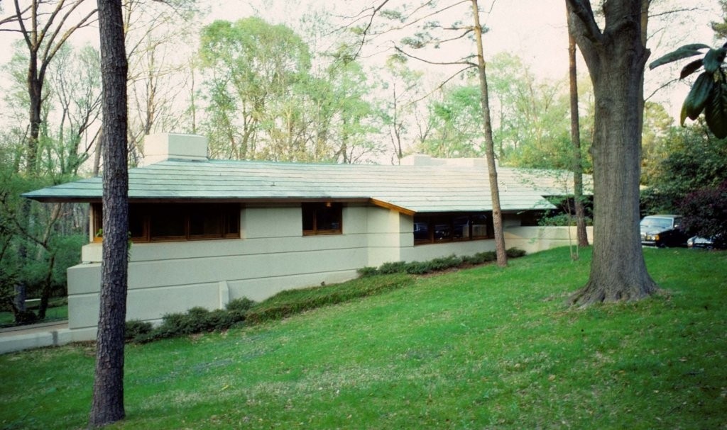 La Hughes House di Frank Lloyd Wright a Jackson è stata comprata dal ...