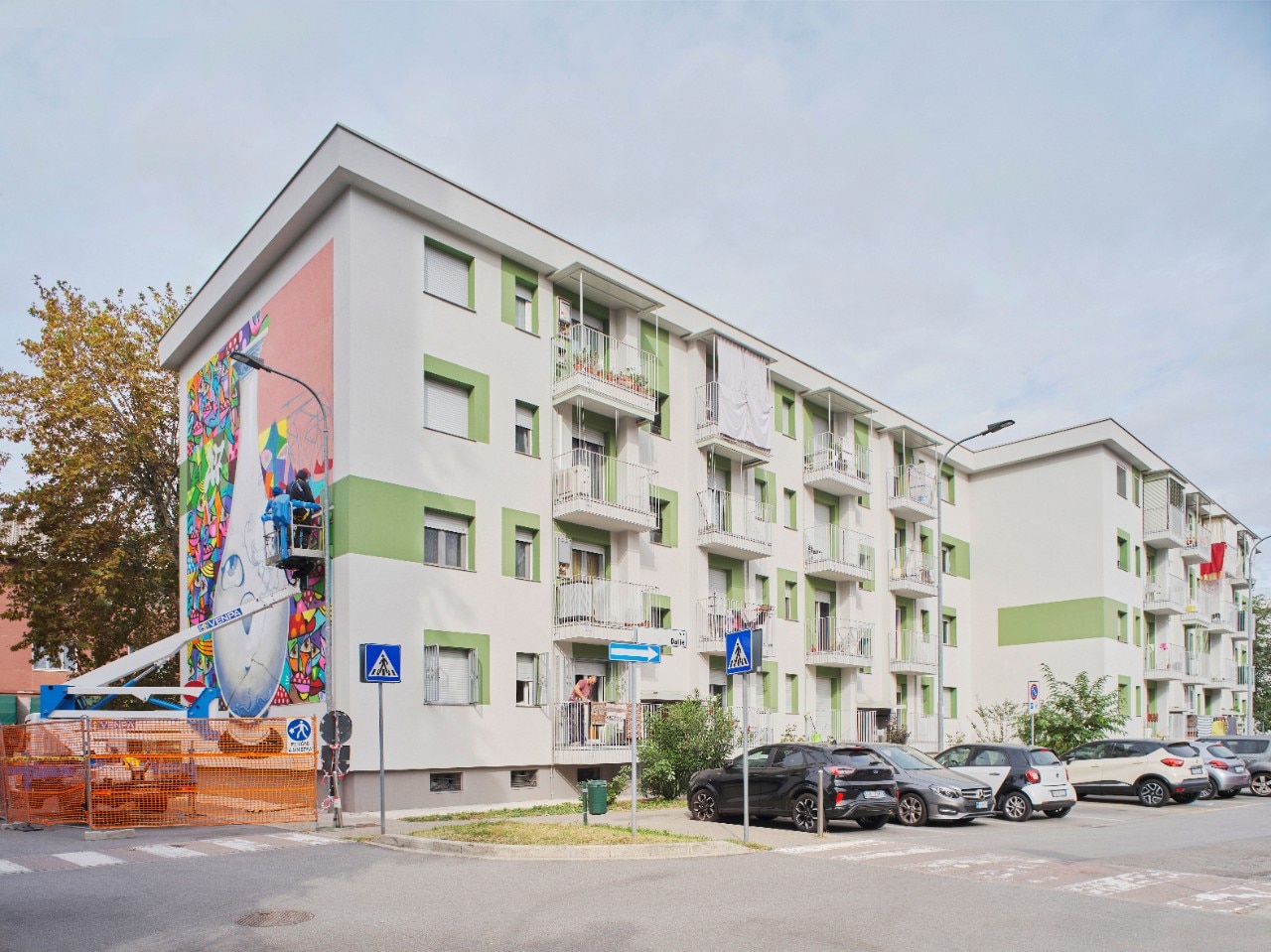 The giant murals on the high-rise buildings of Rozzano, Milan - Domus