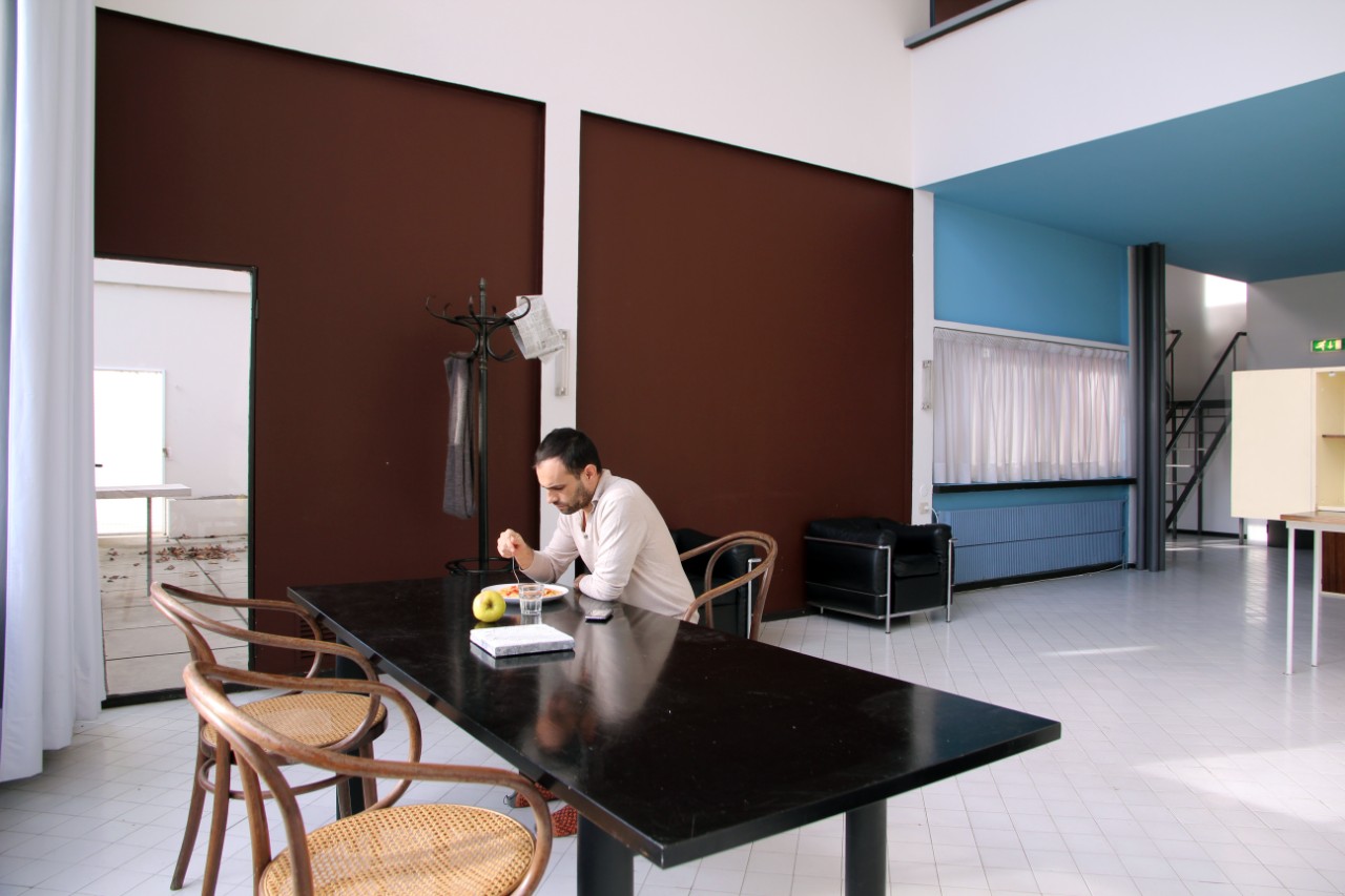 Cristian Chironi has been inhabiting Le Corbusier's houses for years ...