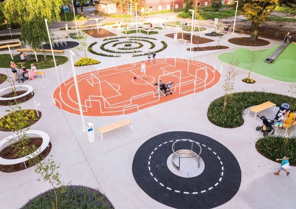 Organic and colorful shapes in new public park by SLAS architekci - Domus