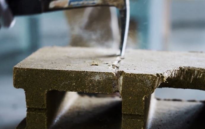 SOM presents an alternative to cement made with microalgae - Domus