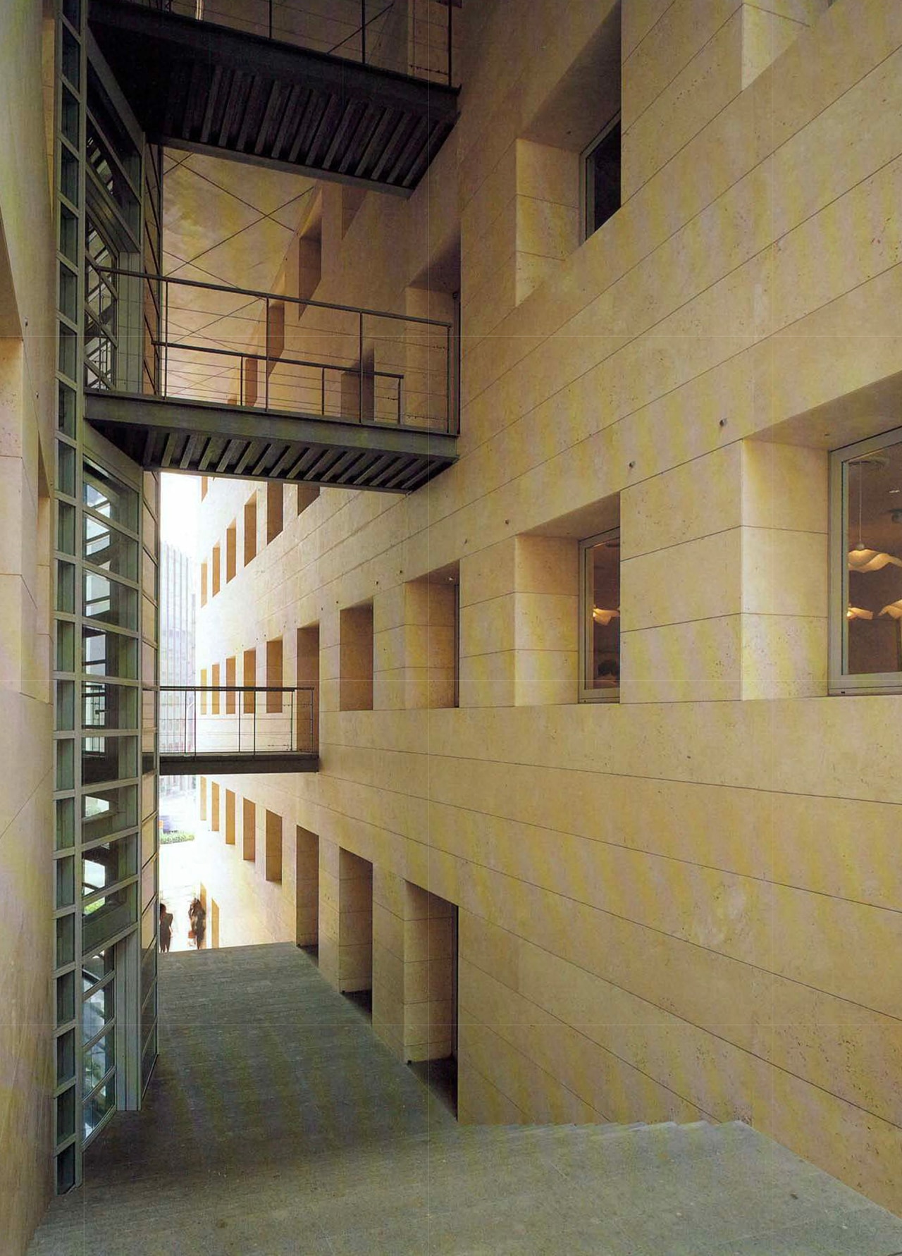 Mario Bellini design, works and Mario Bellini's biography - Domus