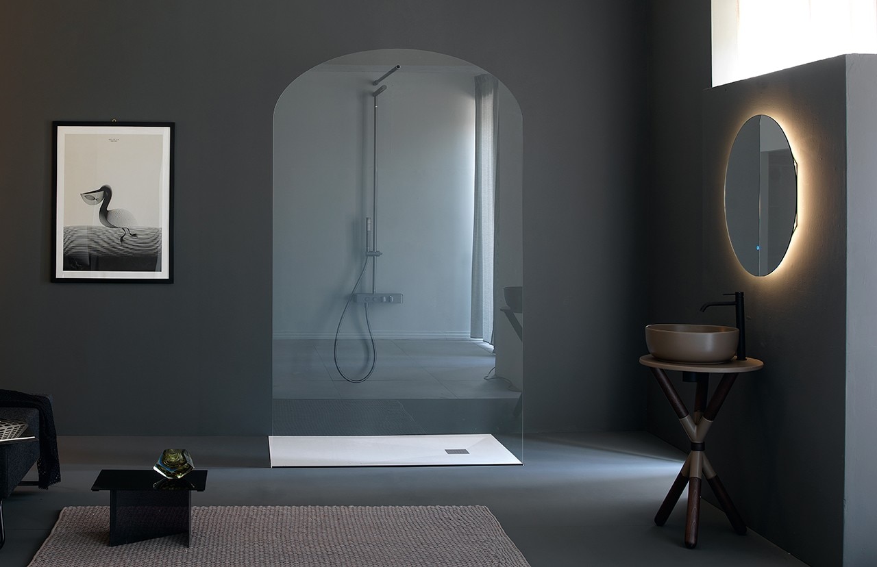 Innovative shower tray offers flexibility and custom-made design - Domus
