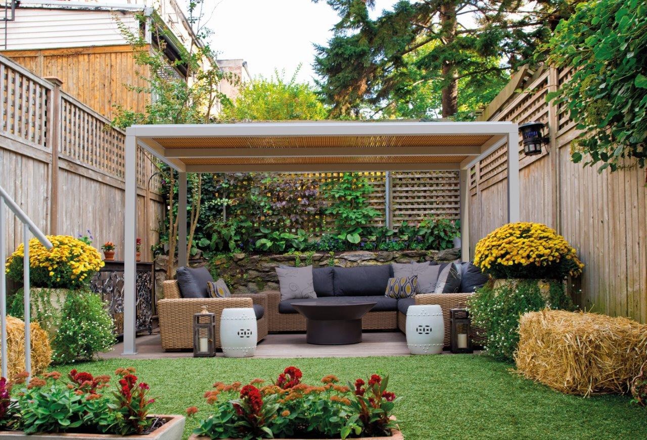 Modular and adaptable pergolas by Sprech - Domus
