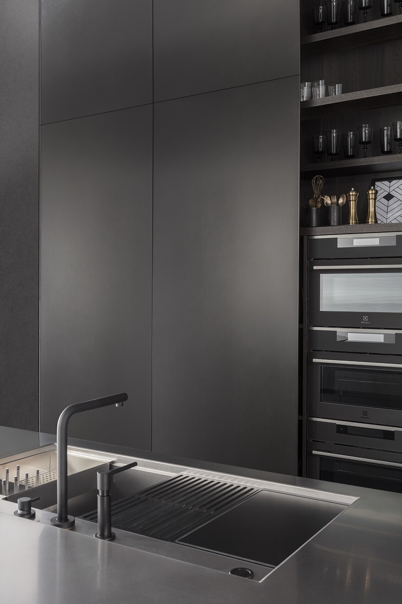 The (kitchen) island of conviviality - Domus