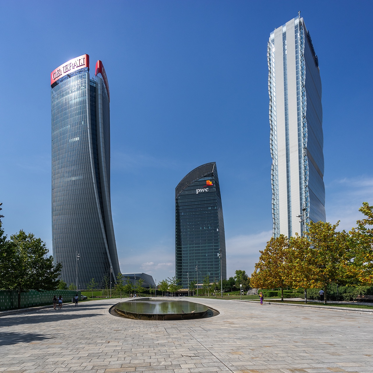 The invisible qualities of the Libeskind Tower in Milan's City Life ...