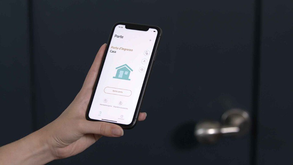 The revolutionary Instinct door locking system - Domus The revolutionary Instinct door locking system - Domus
