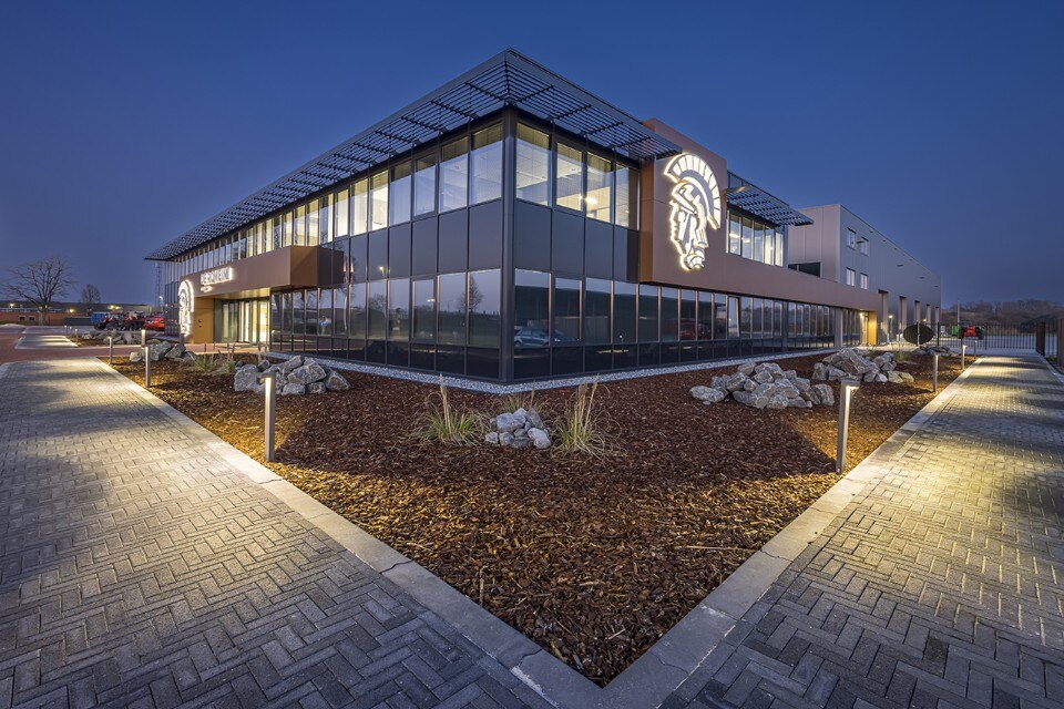 Light geometries for an industrial complex - Domus