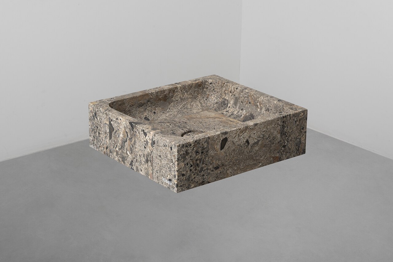 Essential geometries meet the materiality of stone - Domus