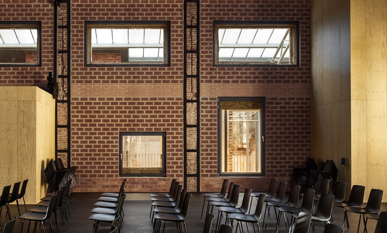 H Arquitectes enhances the historic value of an old working class ...