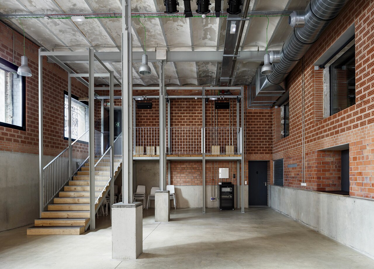 H Arquitectes enhances the historic value of an old working class ...