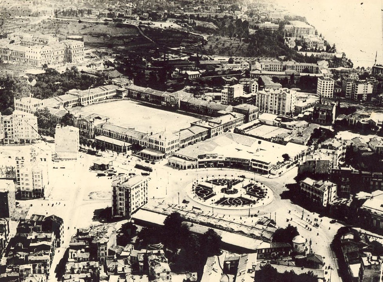 Istanbul: Piazza Taksim a Istanbul, un campo di battaglia architettonico