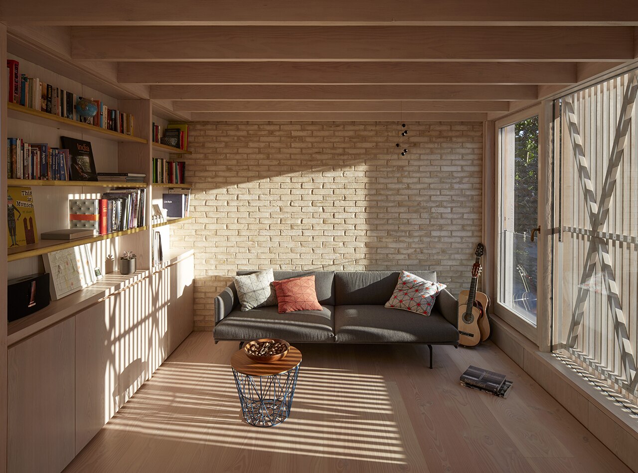 London. Tikari Works designs a contemporary house in a Victorian ...