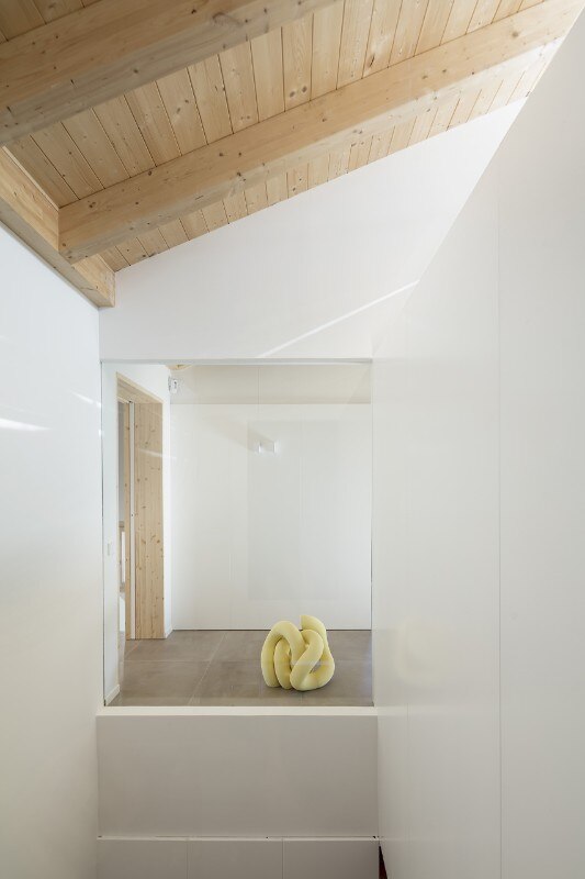 Fragmented blocks create a welcoming house near Barcelona - Domus