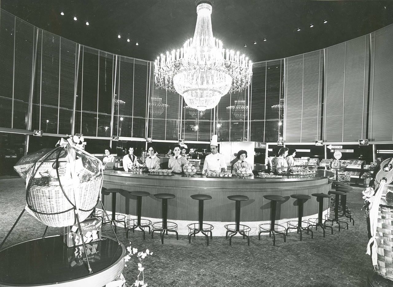 Gli autogrill a ponte, infrastrutture e icone dell'autostrada - Domus