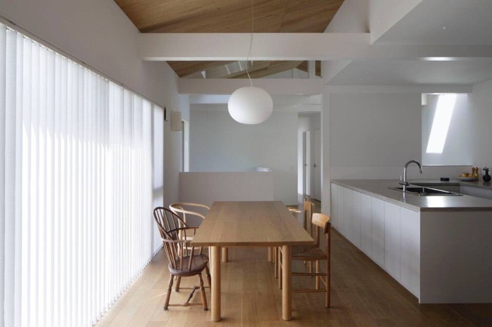 House in Sasuke by Case-Real is the home-studio of a pianist and a ...