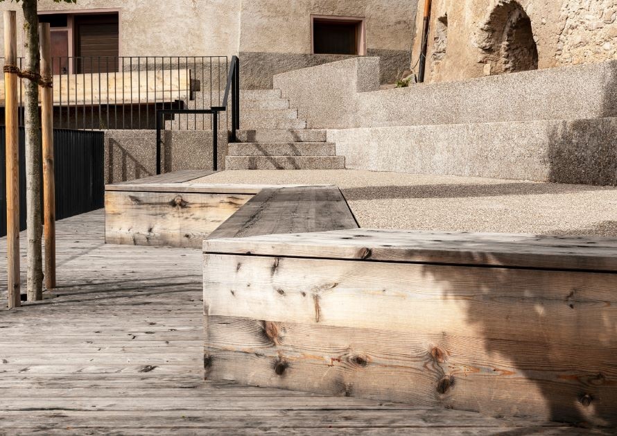 Franzosomarinelli Architetti designed two public spaces in Bolciana and ...