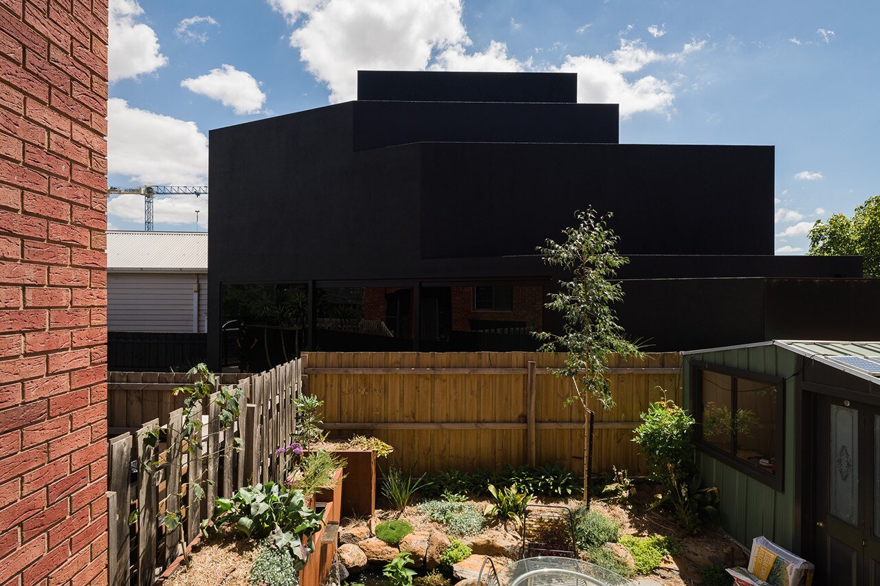 This enigmatic house is the result of different limitations - Domus