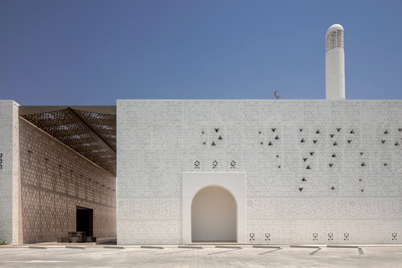 Dabbagh Architects' mosque of light in Dubai