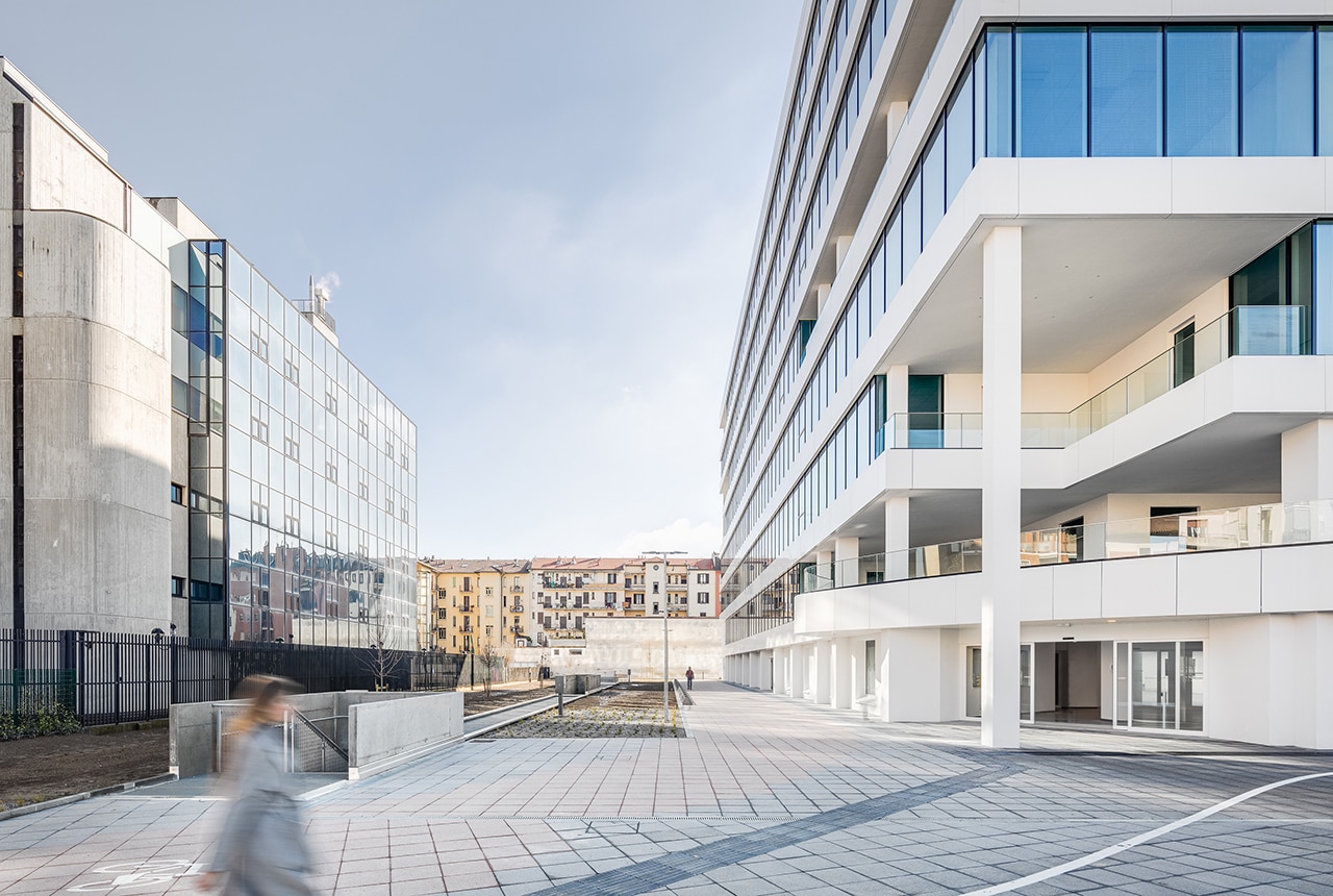 The new headquarters of the Municipality of Milan in the Corvetto ...