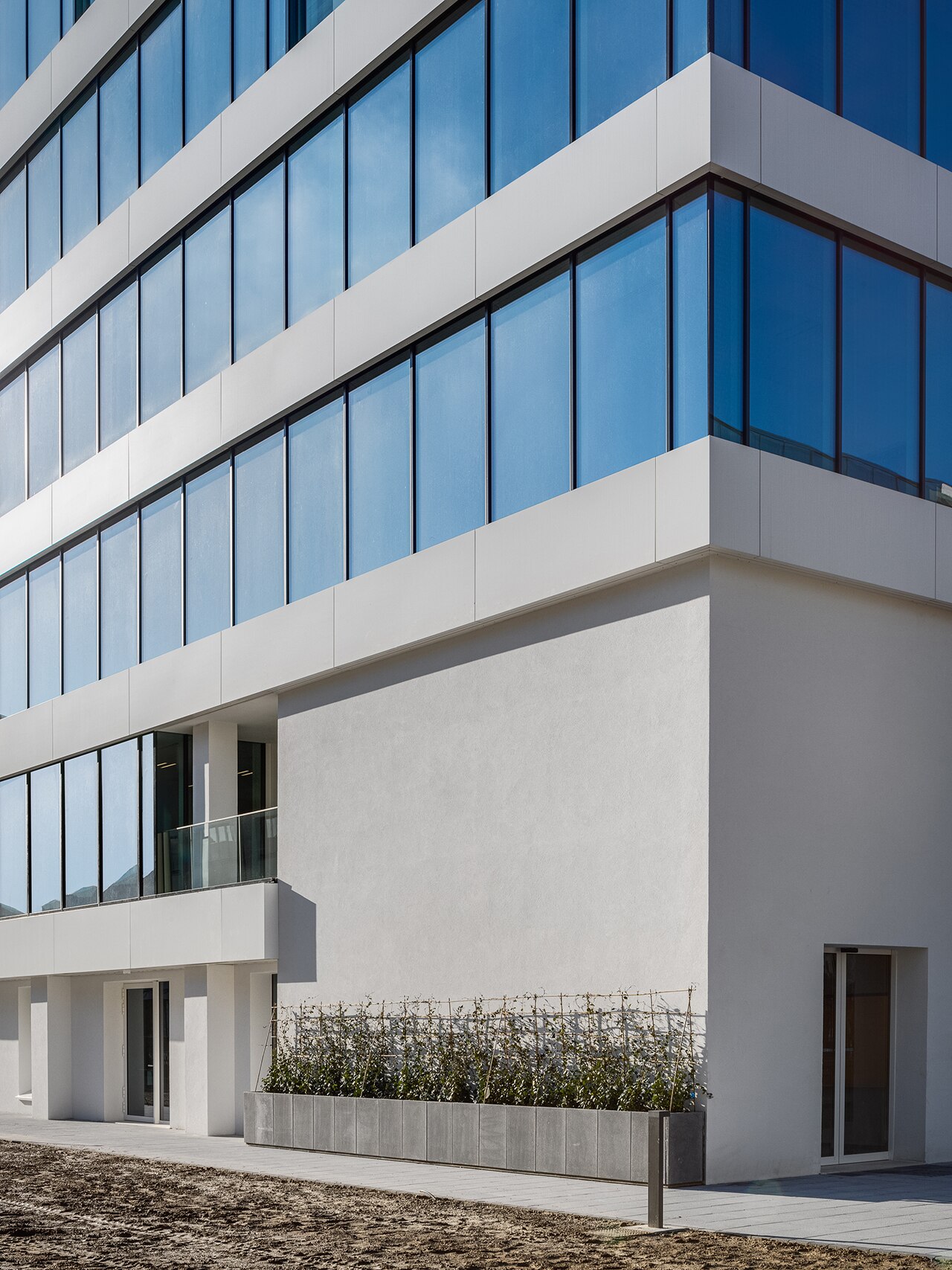 The new headquarters of the Municipality of Milan in the Corvetto ...