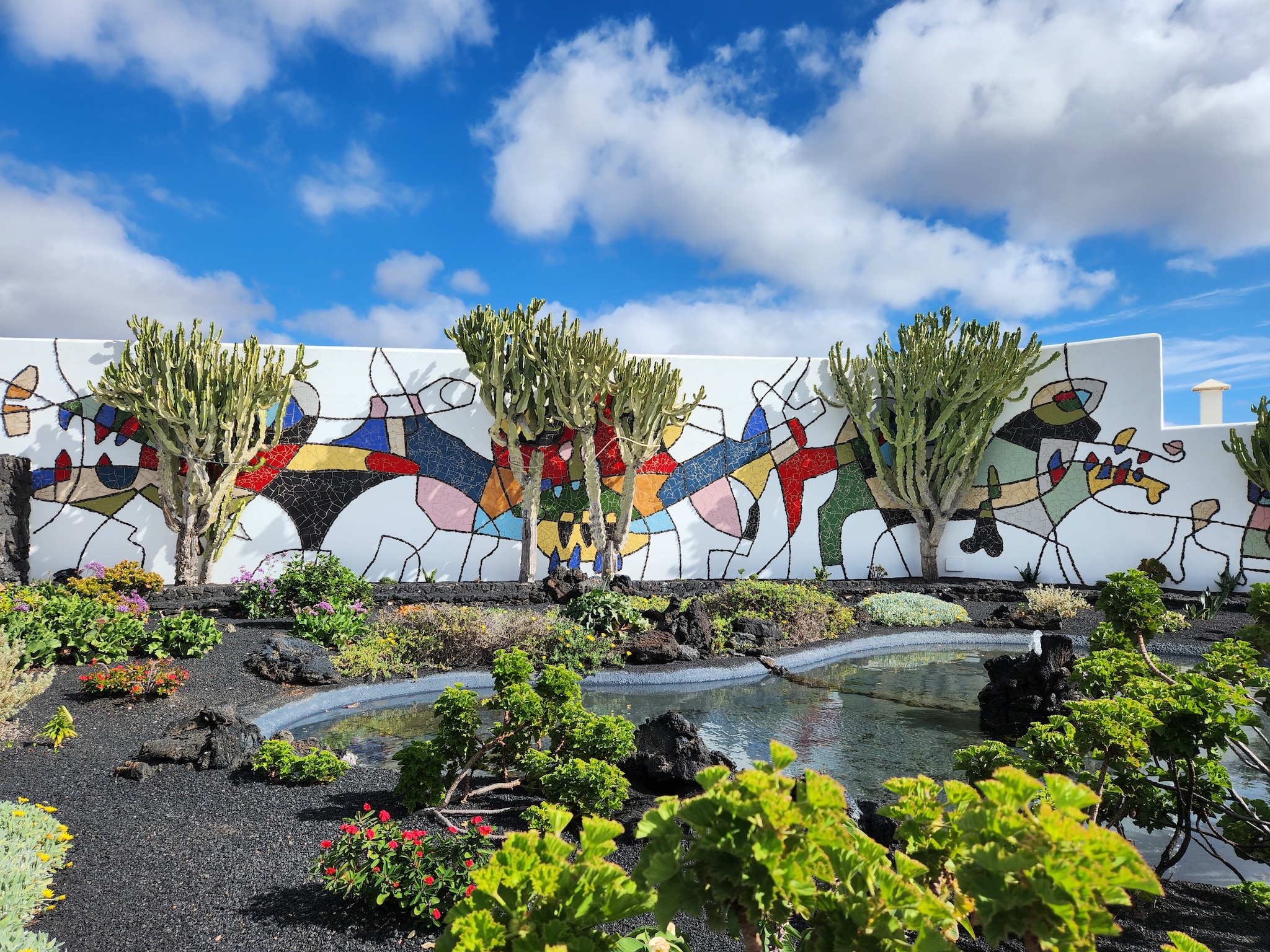 César Manrique, l’artista-architetto che ha creato l’immagine di ...